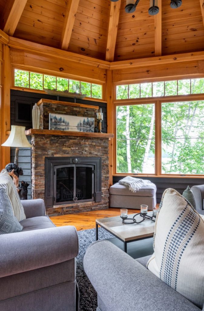 16 Superior Rustic Sunroom Designs With Amazing Views