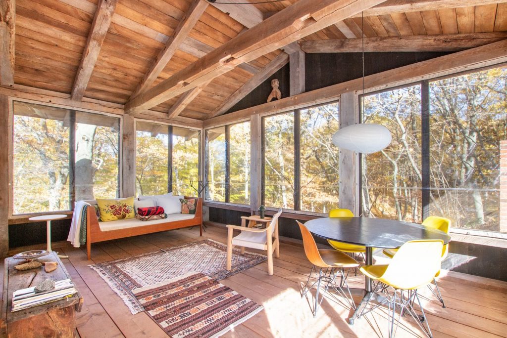 16 Superior Rustic Sunroom Designs With Amazing Views