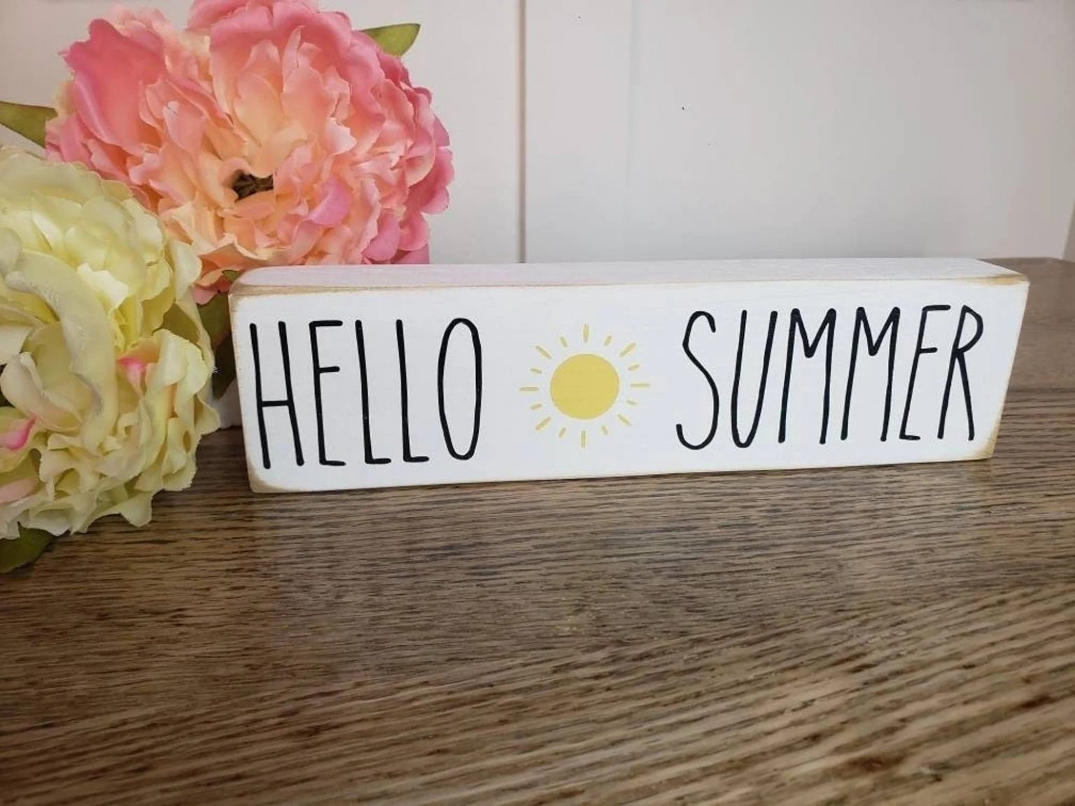 17 Sweet Summertime Sign Designs To Greet The Season In Style