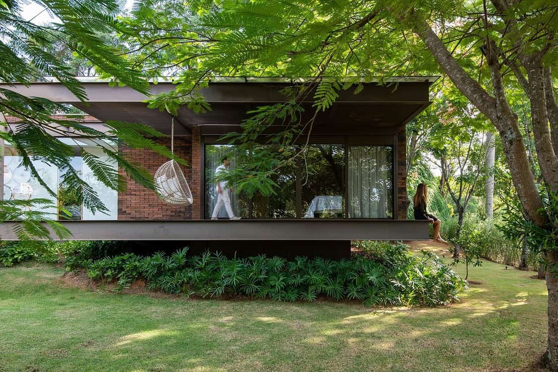 Tree House by Sala 03 Arquitetura in Brazil
