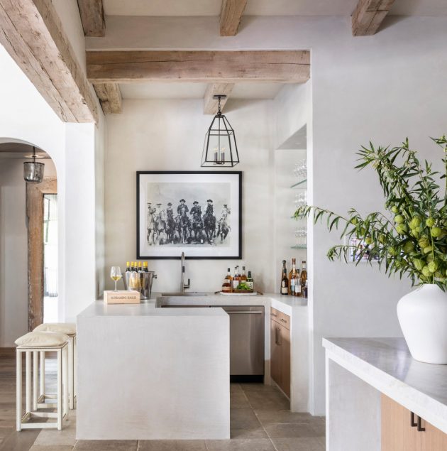 15 Awesome Rustic Home Bar Designs You Will Enjoy