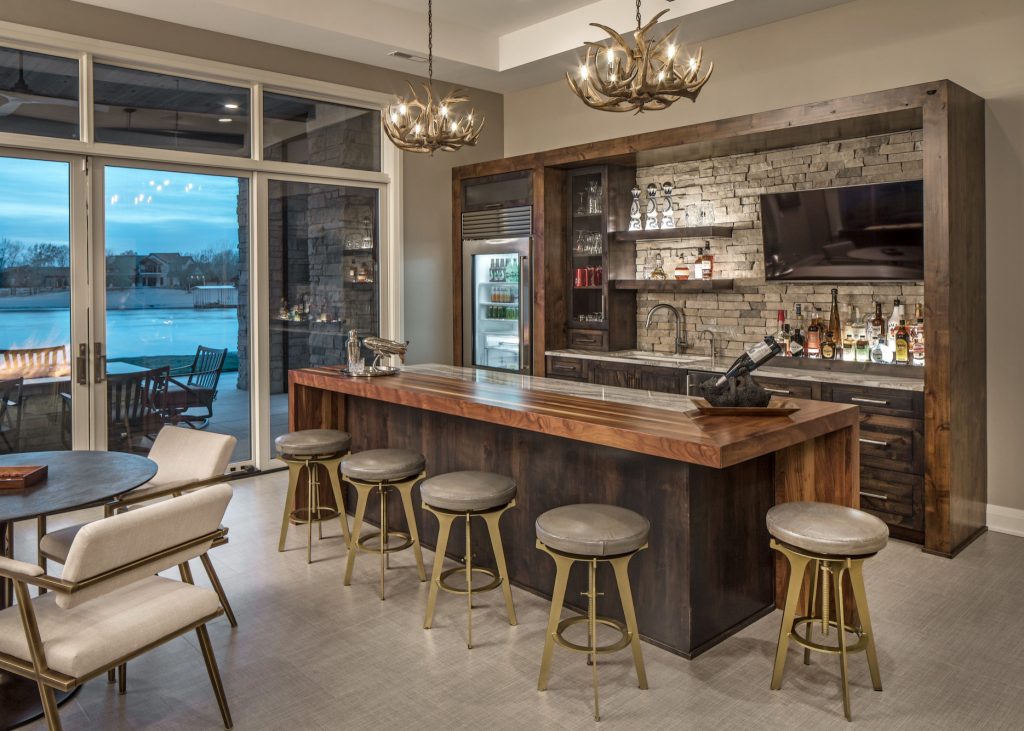 15 Awesome Rustic Home Bar Designs You Will Enjoy
