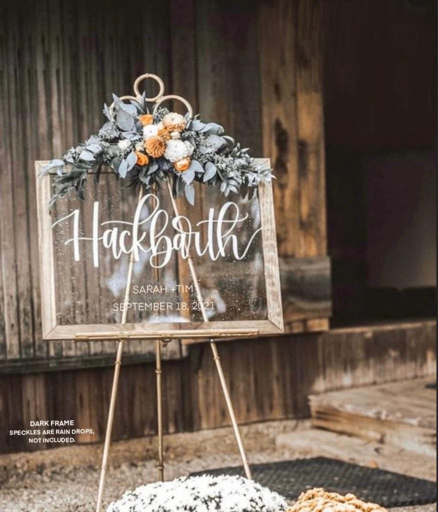 15 Delightful Wedding Welcome Sign Designs That Will Greet Your Guests