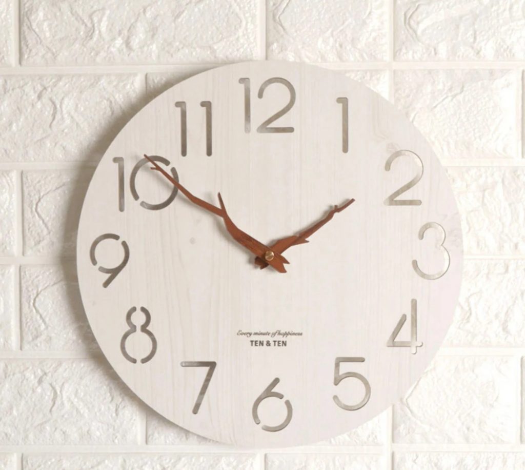 15 Elegant Minimalist Wall Clock Designs That Will Steal Your Gaze