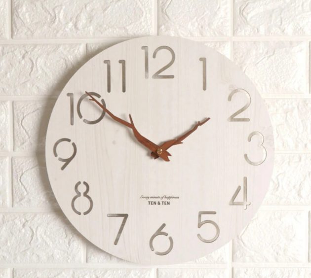 15 Elegant Minimalist Wall Clock Designs That Will Steal Your Gaze