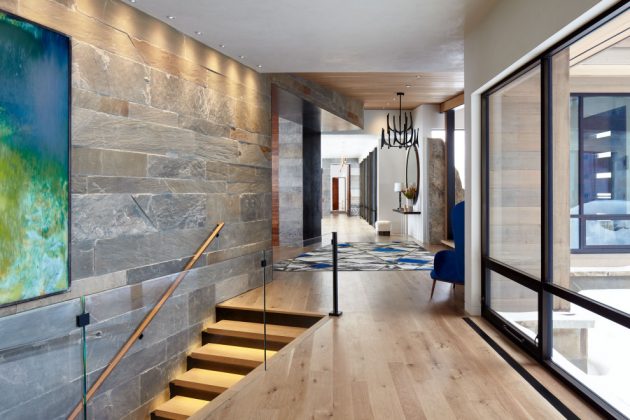 16 Charming Rustic Hall Designs That Will Instantly Make You Cozy