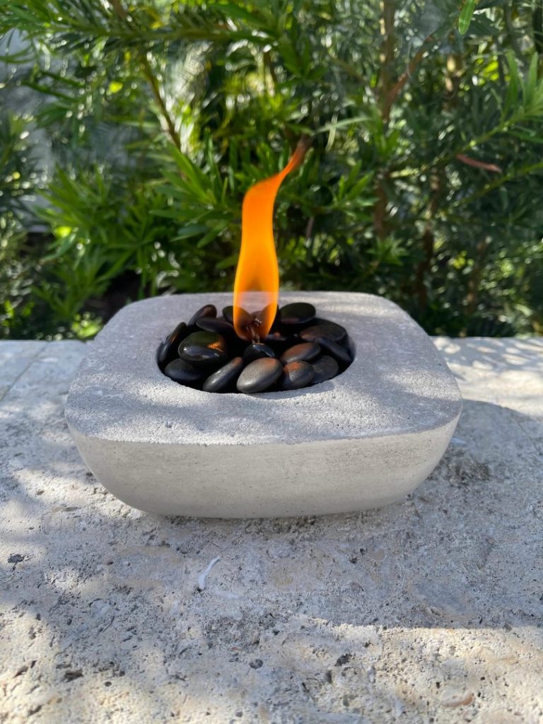 17 Practical & Stylish Fire Pit Designs That Are Portable