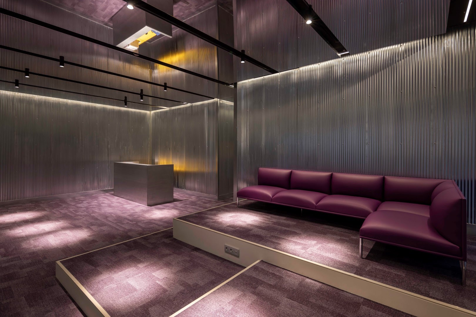 A Young and Dynamic Office Design by URBANJOBS: GETIR HEADQUARTERS