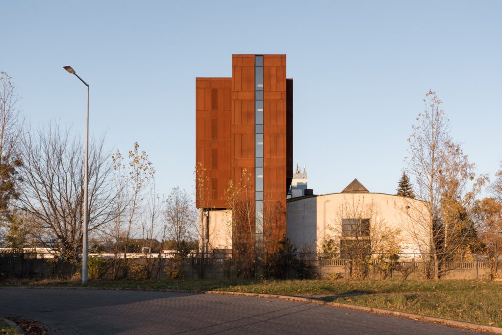 Office Building Extension in Poznan by EASST Architects