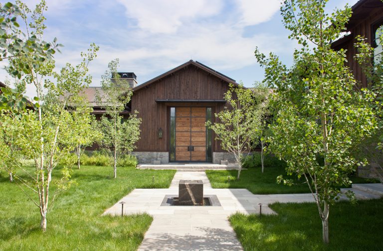 16 Majestic Rustic Landscape Designs That Will Take Your Breath Away