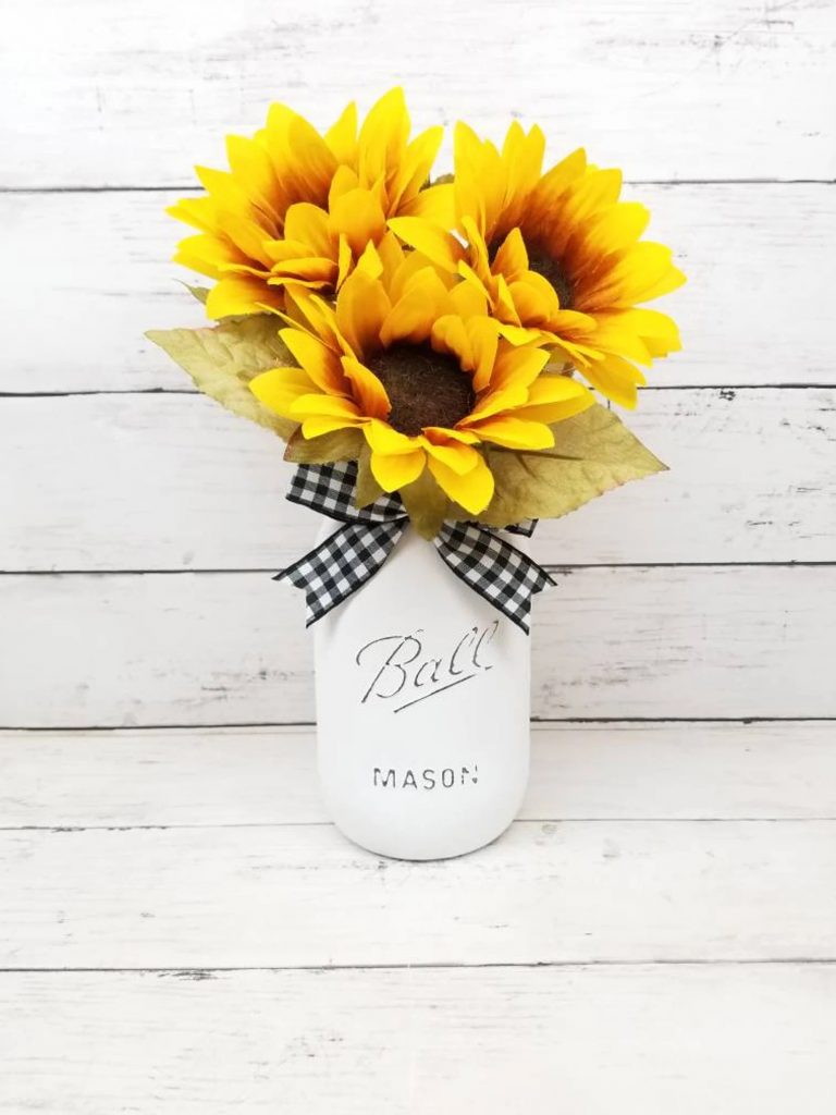 17 Awesome Sunflower Decoration Ideas For Your Farmhouse Kitchen