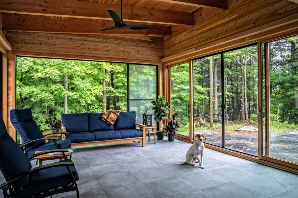 18 Phenomenal Rustic Porch Designs That Will Make You Drool