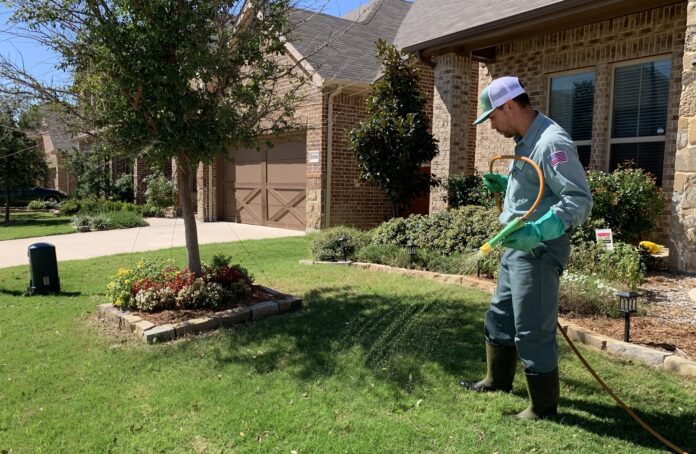 4 Ways to Use Landscaping to Increase Your Homes Energy Efficiency