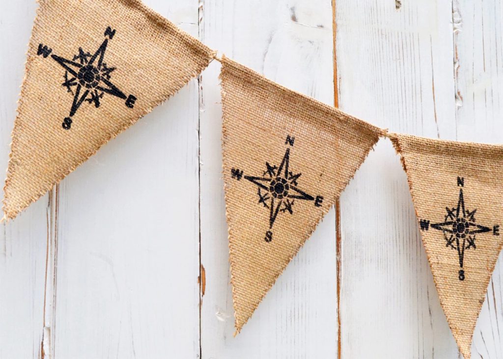 15 Awesome Coastal Garland Designs With Beachy Vibes