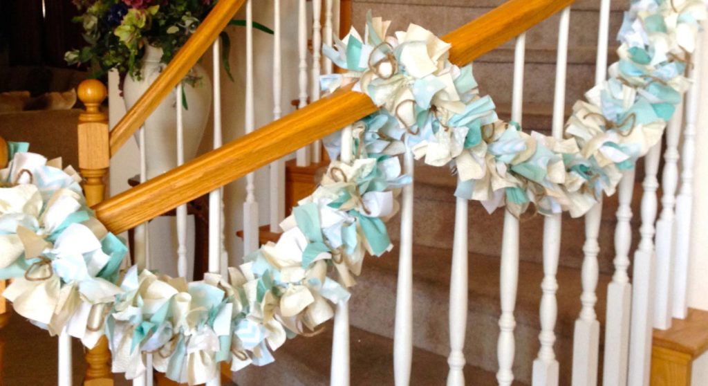 15 Awesome Coastal Garland Designs With Beachy Vibes