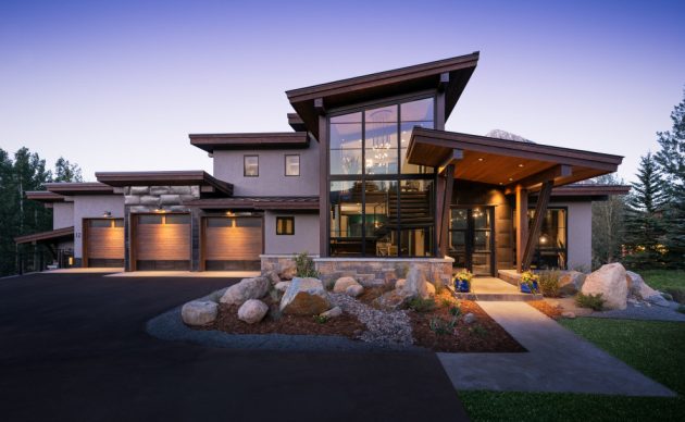 15 More Phenomenal Rustic Exterior Designs You Will Dream About