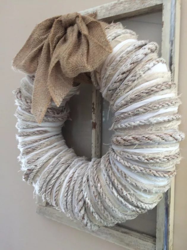 17 Beautiful DIY Farmhouse Wreath Designs For Every Season