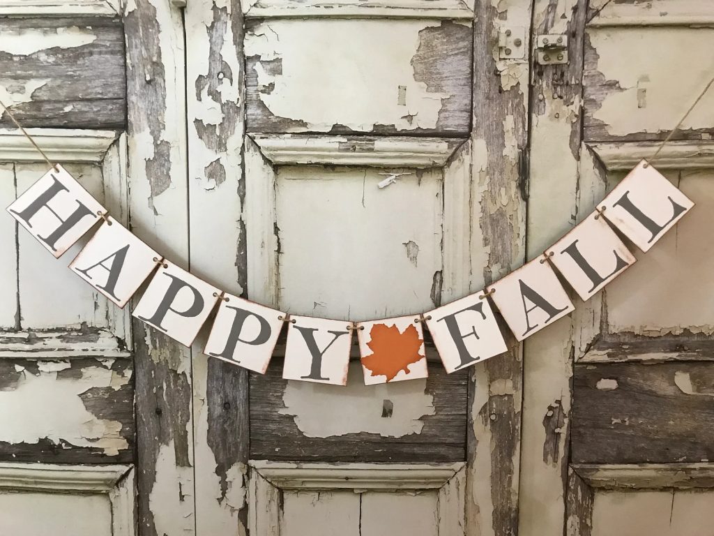 17 Charming Fall Bunting Designs For Every Corner Of Your Home