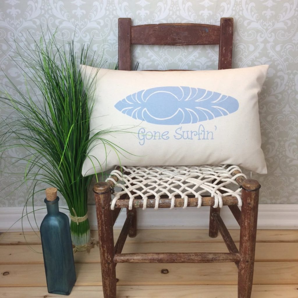 17 Terrific Summer Pillow Designs That Will Remind You It Is Still Summer