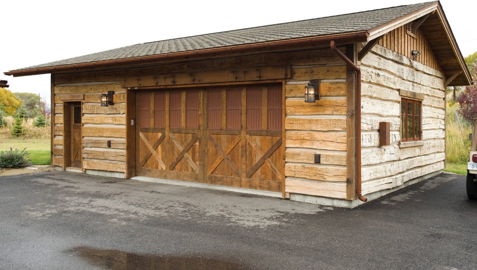 20 Amazing Rustic Garage Exterior Designs That Simply Fit In