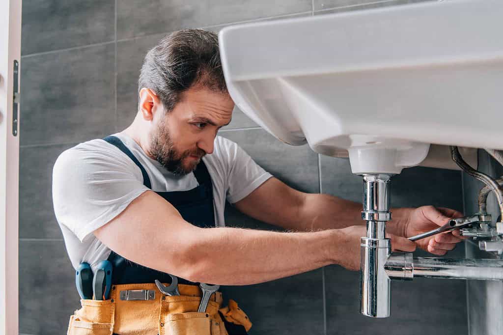4 Qualifications To Become A Master Plumber