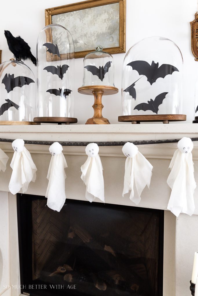 14 Freaky DIY Halloween Garland Projects You Should Try This October