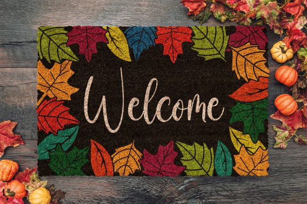 15 Charming Fall Doormat Designs That Will Welcome You With The Season ...