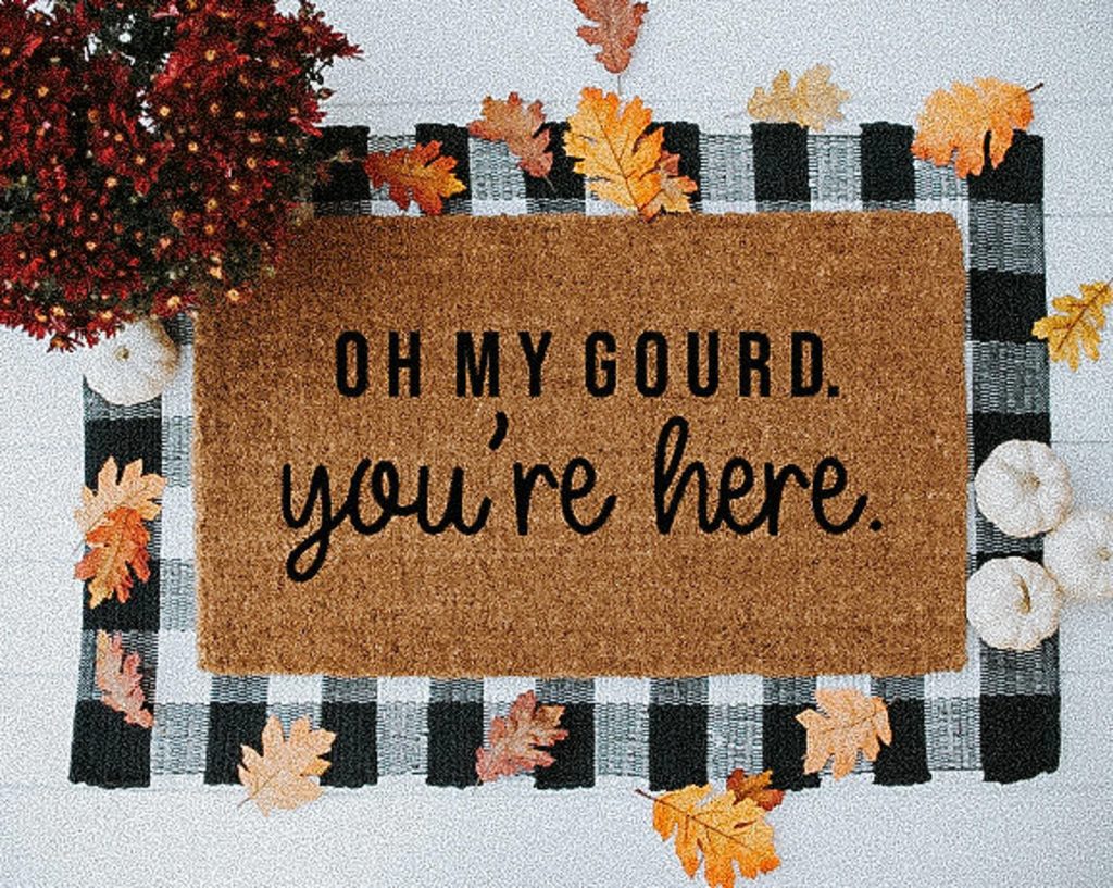 15 Charming Fall Doormat Designs That Will Welcome You With The Season ...