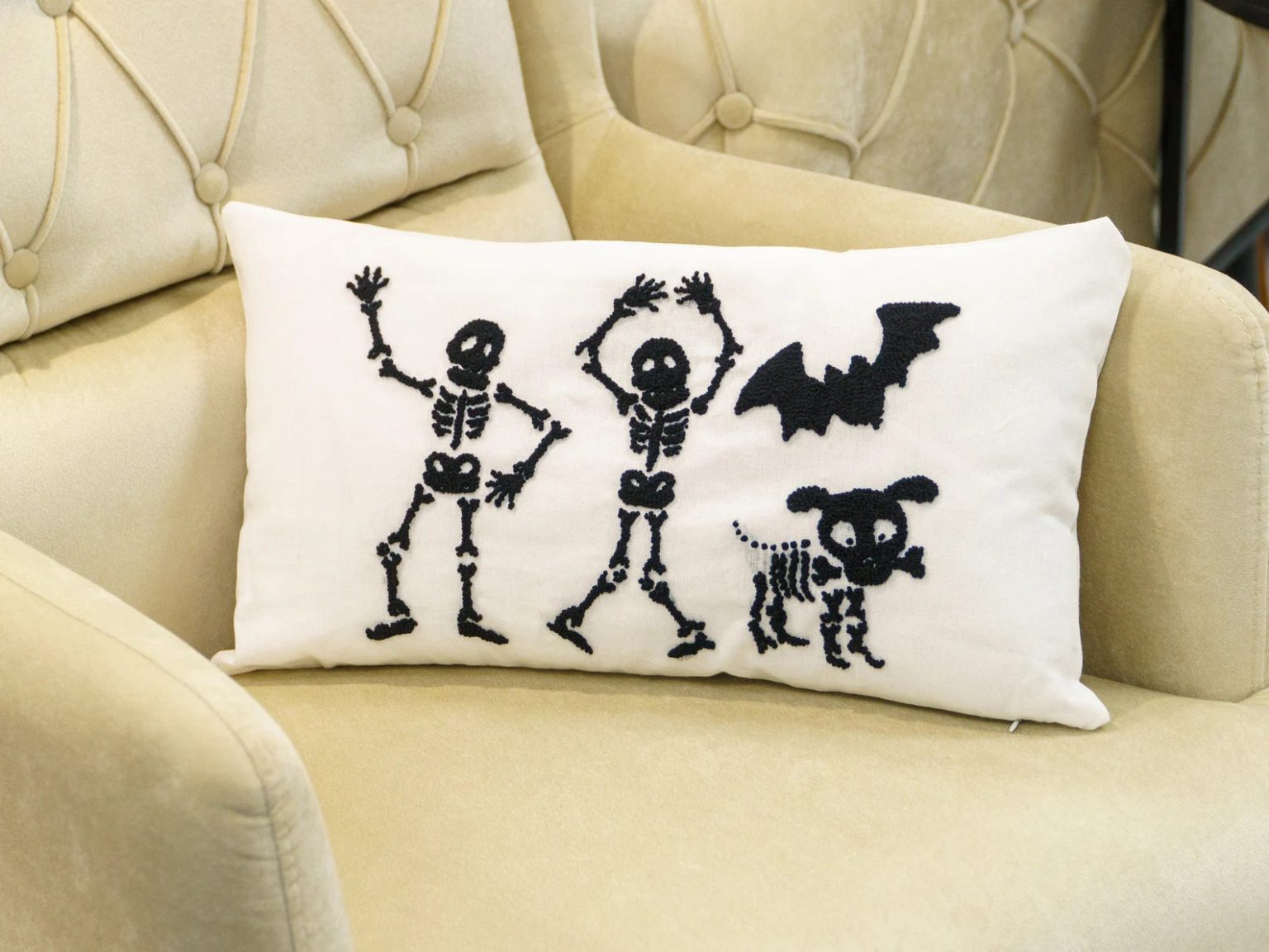 15 Super Spooky Halloween Pillow Designs That You're Going To Adore