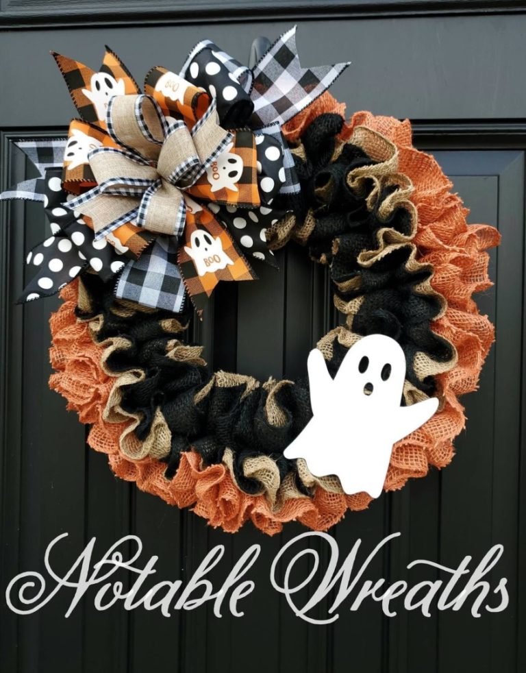 15 Unbelievable Ghost Wreath Designs For Halloween