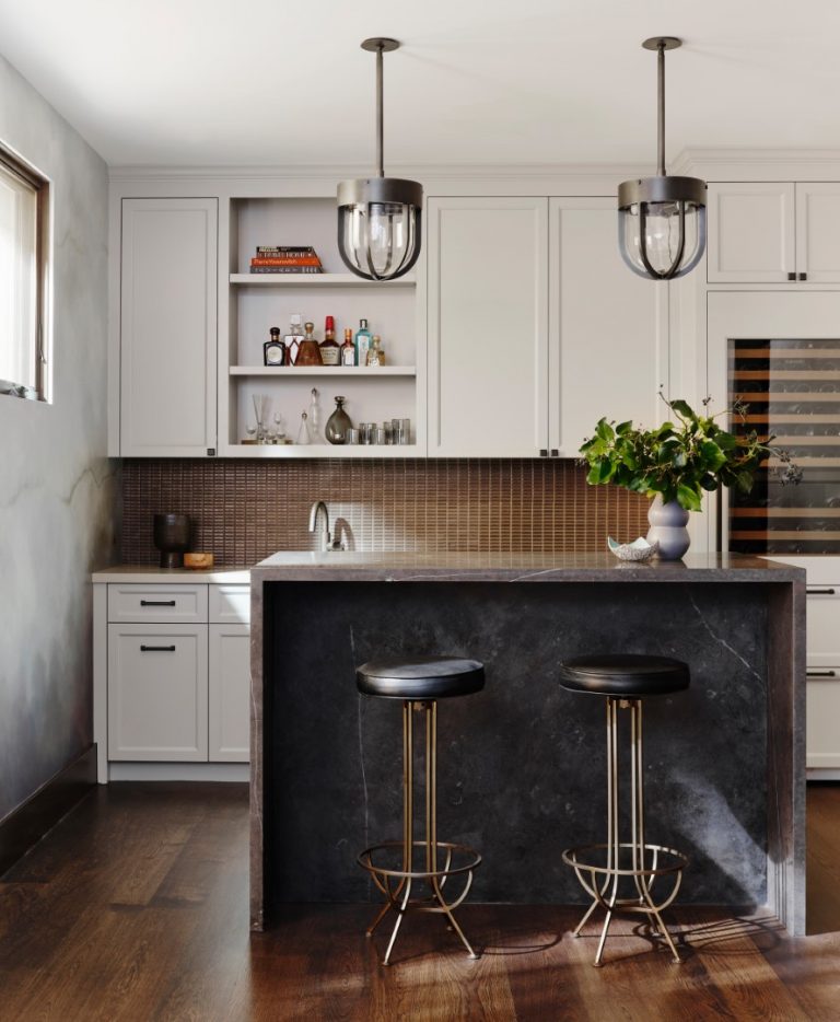 16 Sublime Mediterranean Home Bar Designs You Will Want