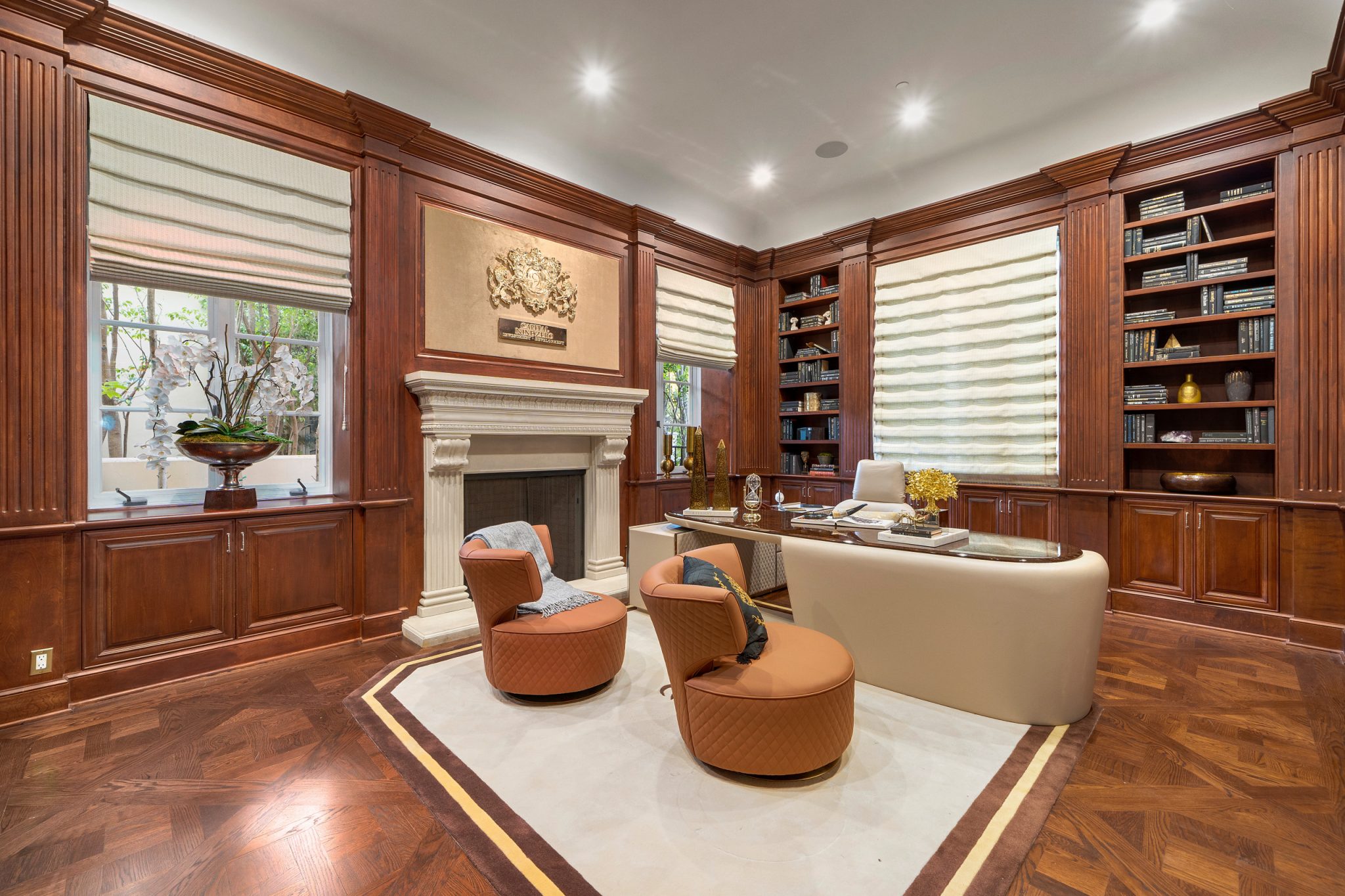 18 Stately Mediterranean Home Office Designs You Won't Want To Leave