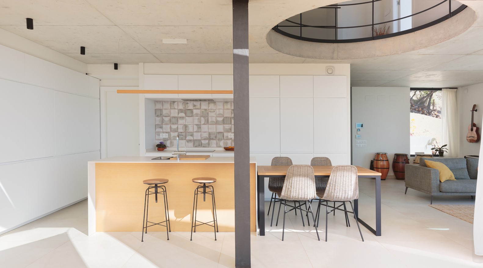 Premiá de Dalt House by ALVMTR + Alejandro Suarez in Barcelona, Spain