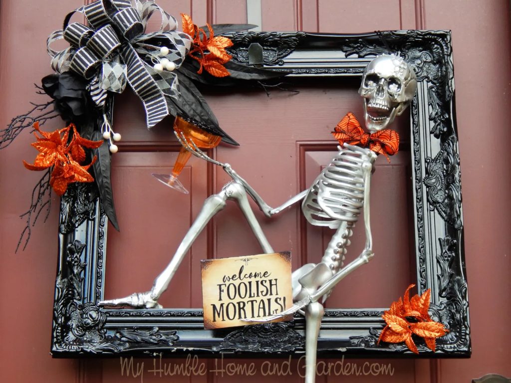 16 Wicked Halloween Crafts You Need To Make Now