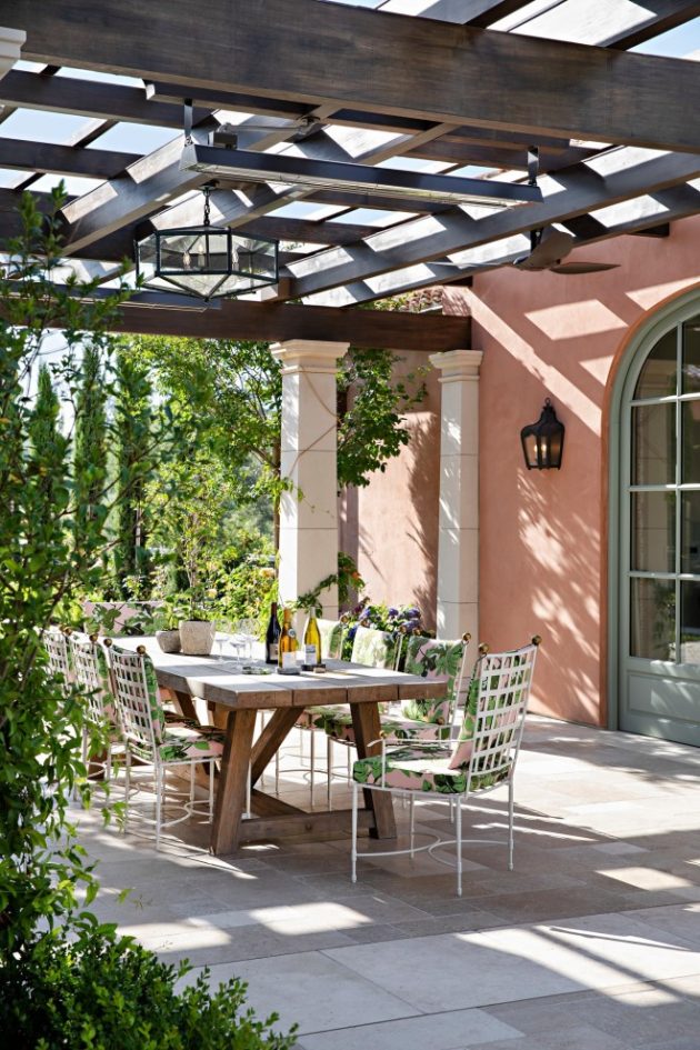 18 Fabulous Mediterranean Patio Designs That Will Feed Your Soul