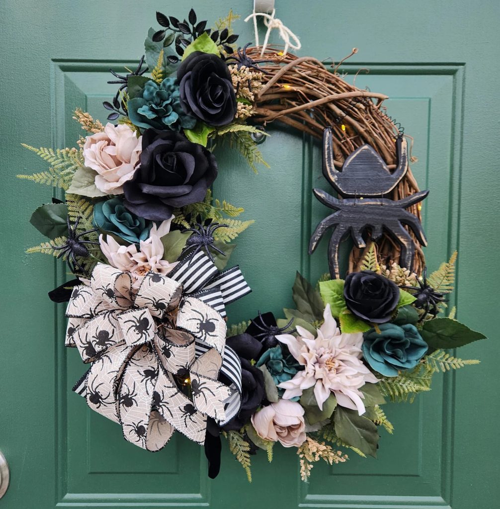 18 Freaky Spider Wreath Designs For Halloween