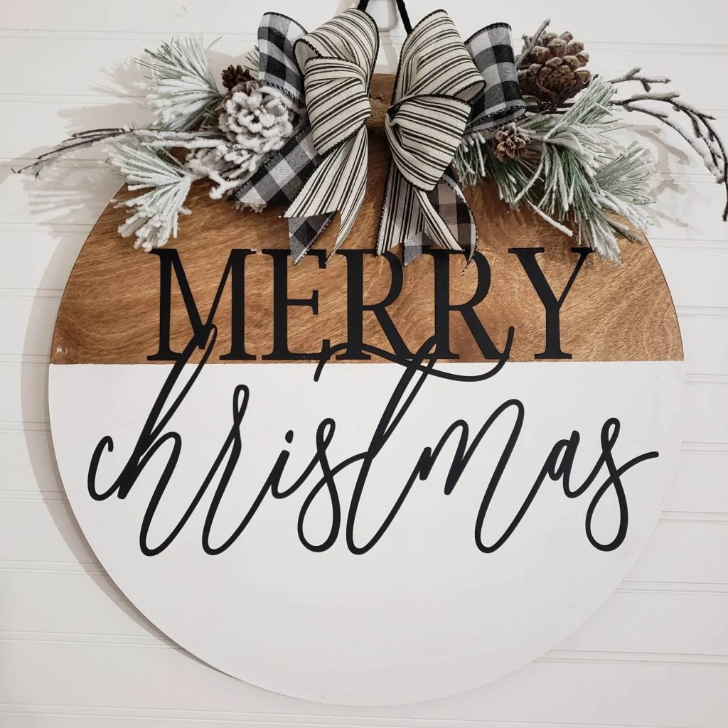 15 Charming Christmas Signs You Can Start Sneaking In Your Home Décor