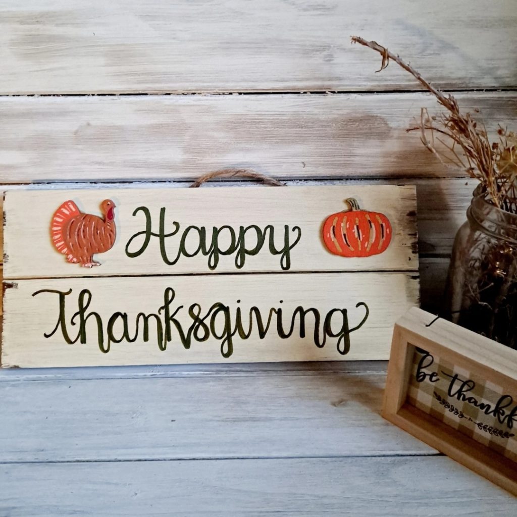 16 Adorable Thanksgiving Sign Designs For Every Corner Of Your Home