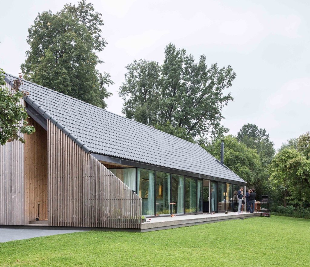 Family House in Pavilnys by DO Architects in Vilnius, Lithuania