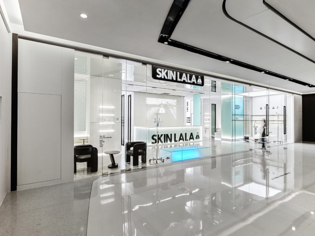 SKINLALA Beauty Spa Flagship Store by ISENSE Design in Beijing, China