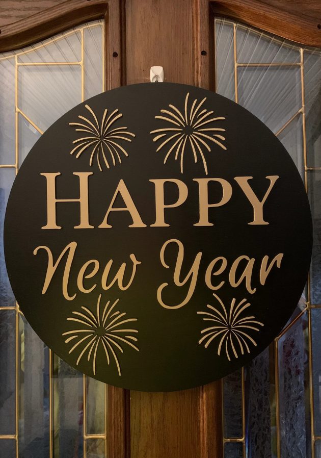 15 Elegant New Year Sign Ideas For The Party