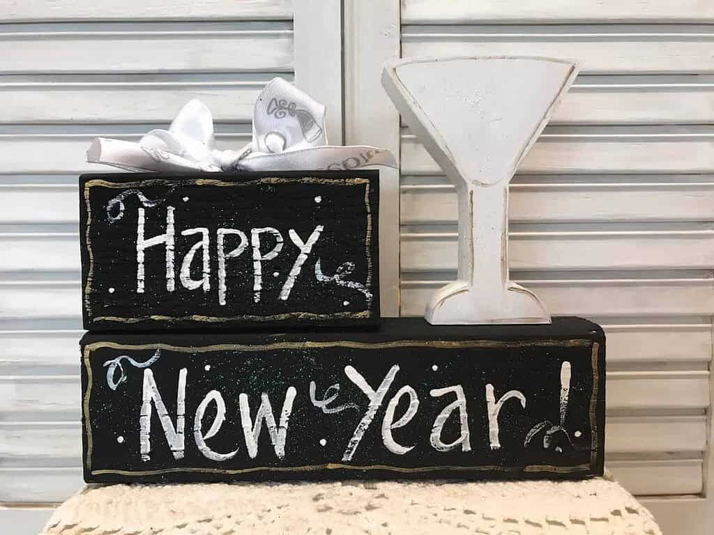 15 Elegant New Year Sign Ideas For The Party