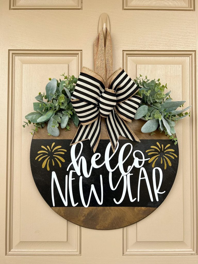 15 Elegant New Year Sign Ideas For The Party