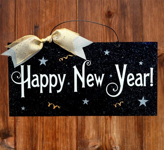 15 Elegant New Year Sign Ideas For The Party