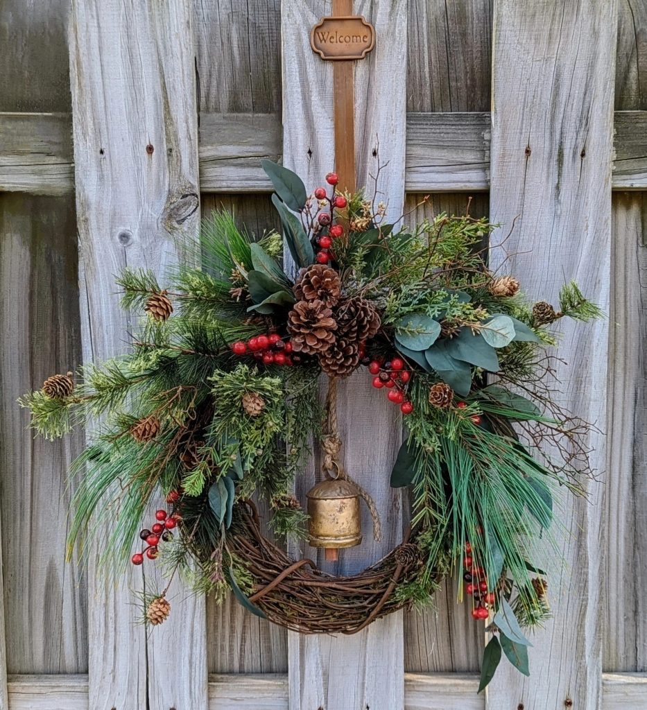 15 Natural Christmas Wreath Ideas Perfect For This Winter