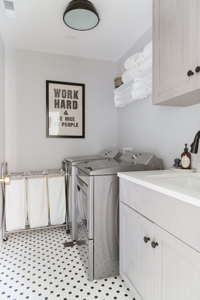 16 Practically Elegant Scandinavian Laundry Room Interior Designs