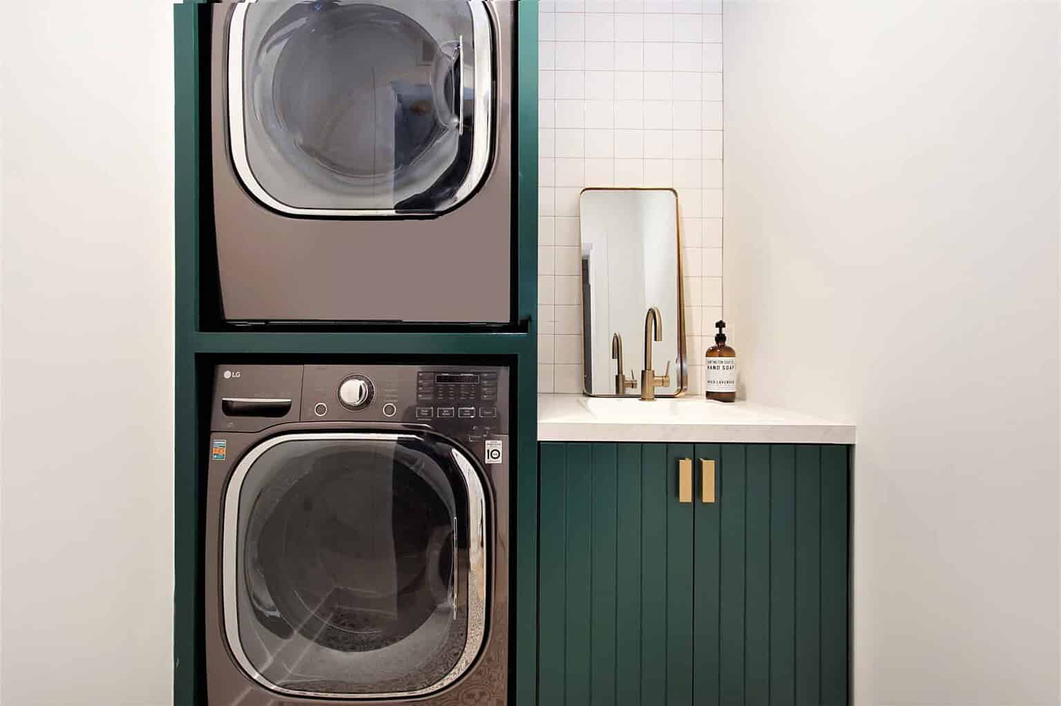 16 Practically Elegant Scandinavian Laundry Room Interior Designs
