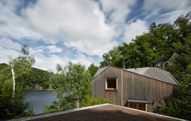 Cottage Inspired by a Ship Cabin designed by Prodesi | Domesi in the ...