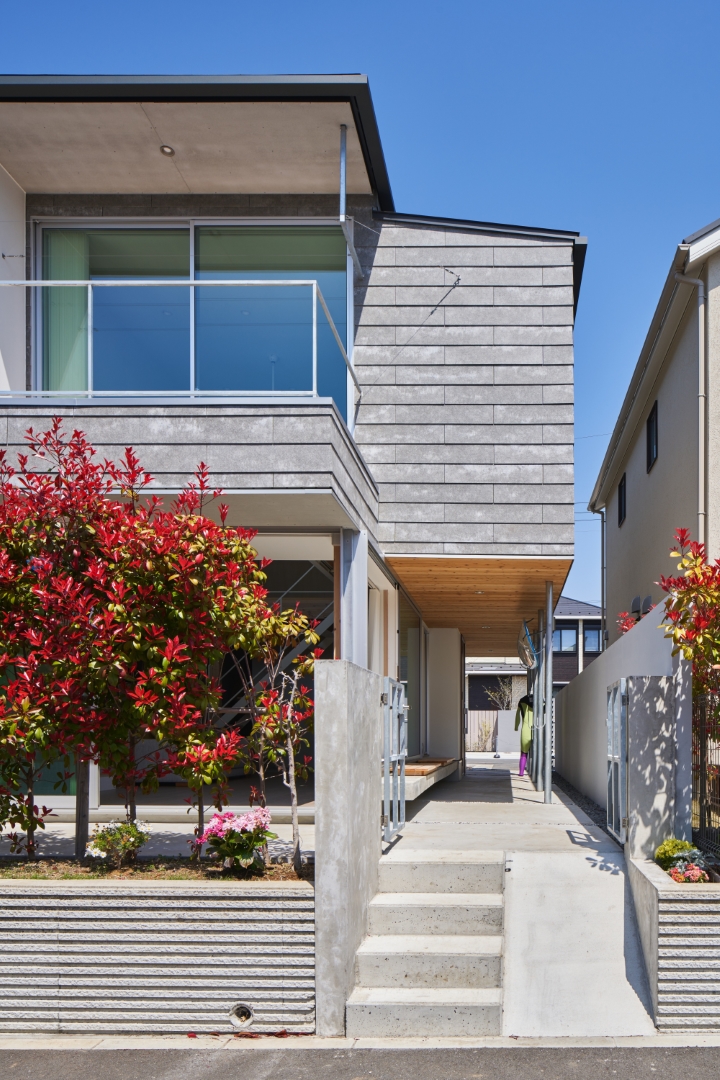 DOMA House by KiKi ARCHi + TAKiBI in Kanagawa, Japan