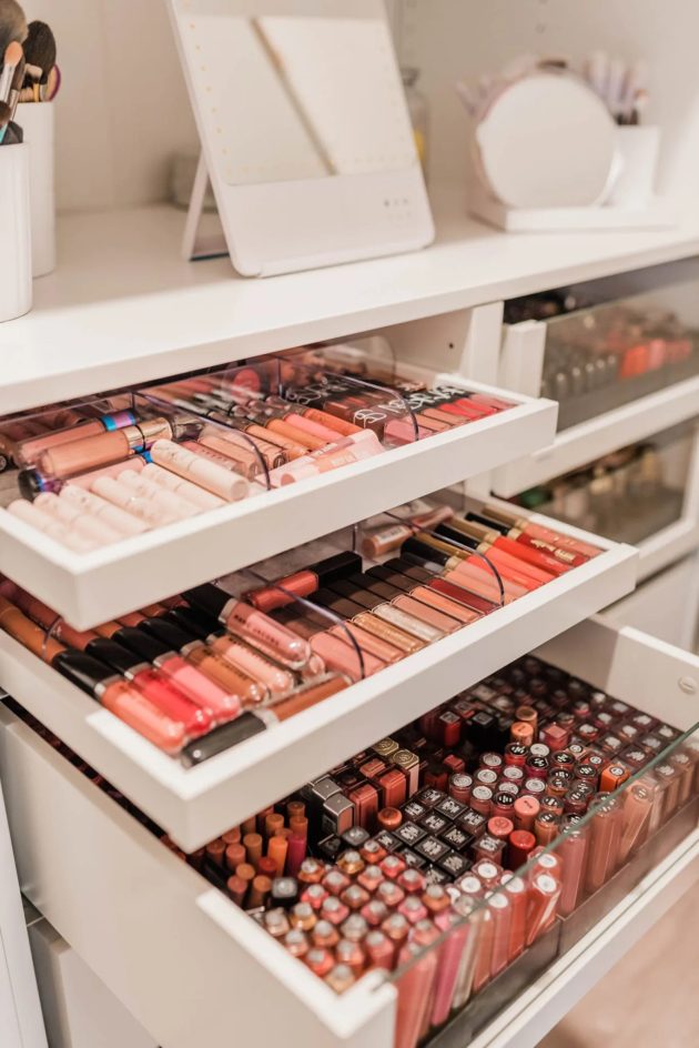 16 Majestic DIY Makeup Organizer Ideas You Need To Craft Right Now